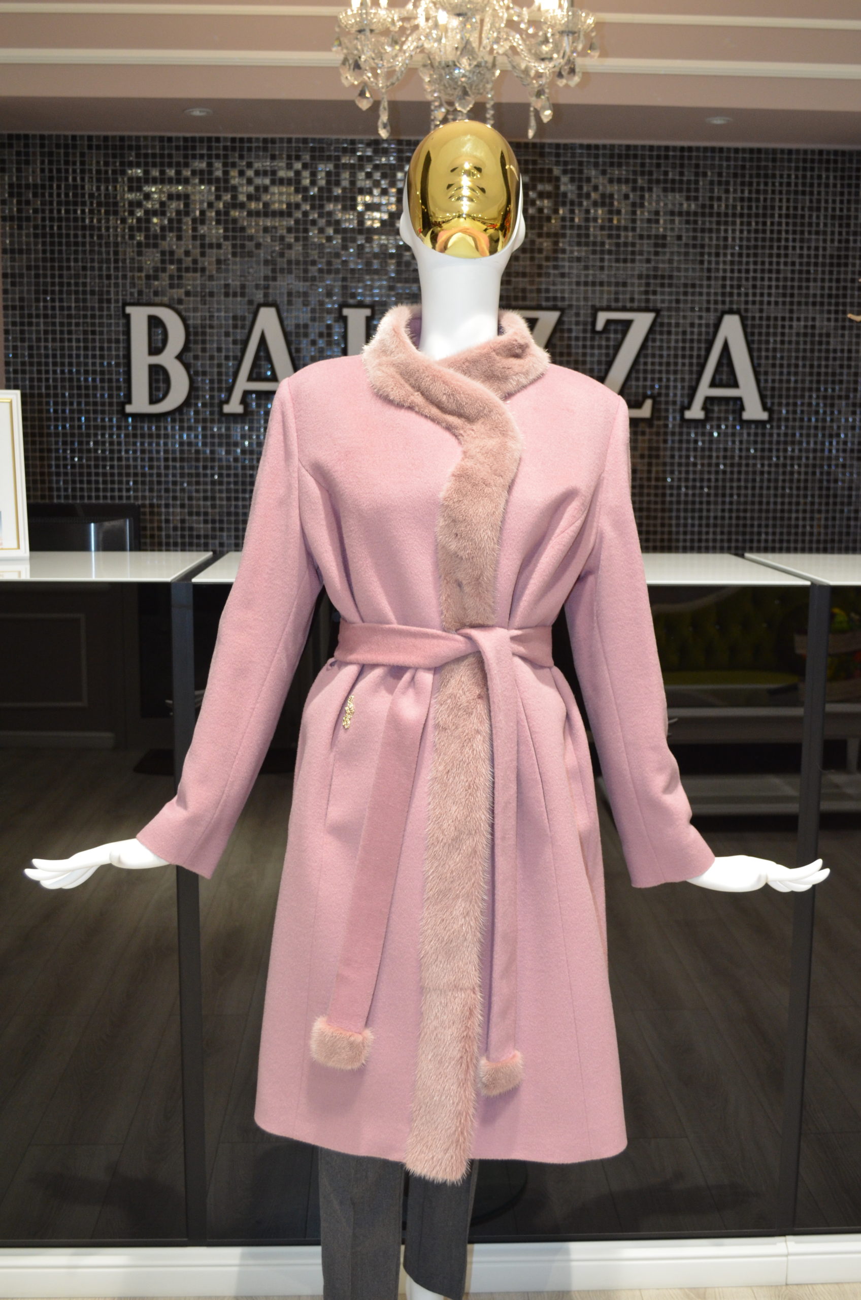 Palton roz pudra cu blanita – Balizza Romania